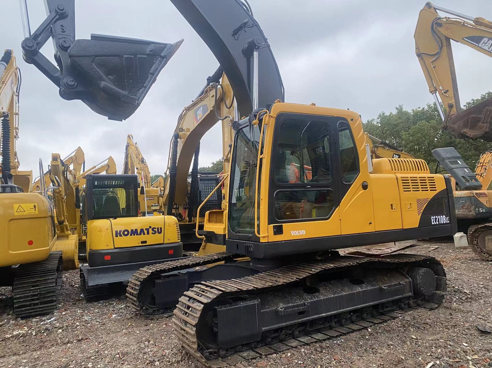 21 Ton Crawler Excavator Machine Used Volvo EC210BLC In Good Condition